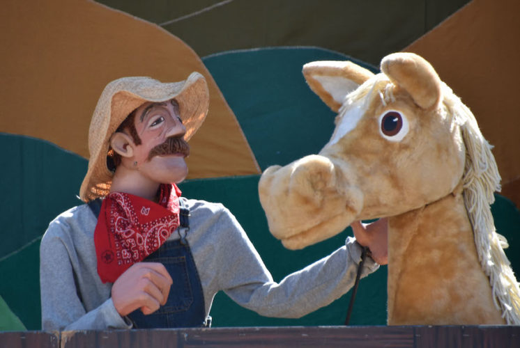 PHOENIX – Old MacDonald drive-in puppet show - Raising Arizona Kids ...