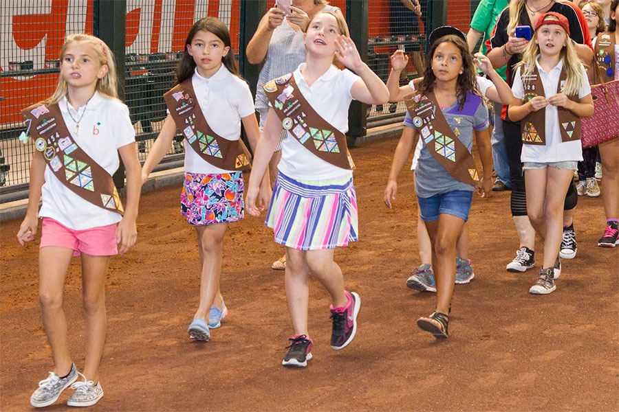 PHOENIX – D-backs Girl Scout Night - Raising Arizona Kids Magazine
